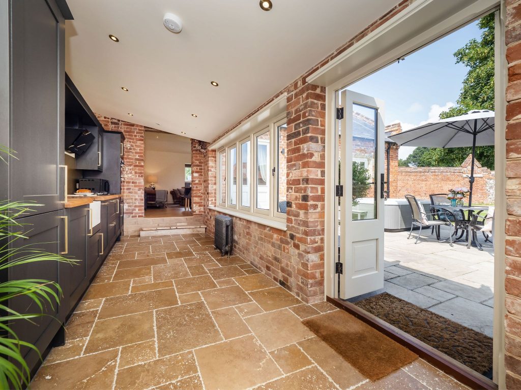 Enchanted Cottage – Salhouse Hall Cottages